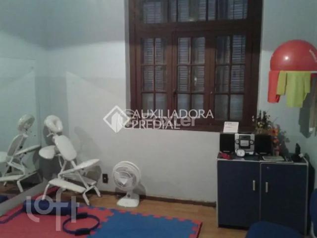 Casa / Sobrado para Venda em Porto Alegre/RS Floresta 3 Quartos