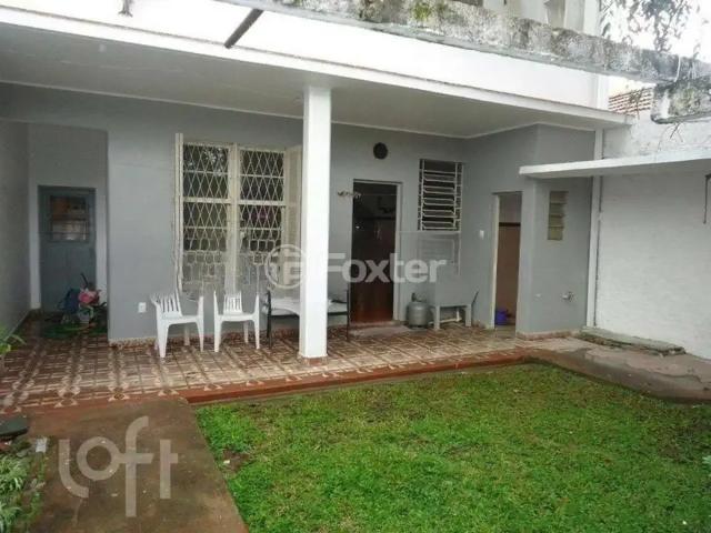 Casa / Sobrado para Venda em Porto Alegre/RS Floresta 3 Quartos