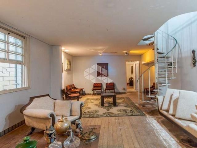 Casa / Sobrado para Venda em Porto Alegre/RS Floresta 3 Quartos