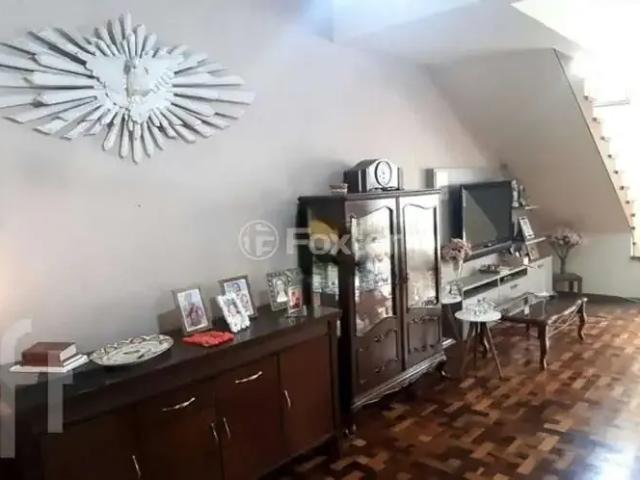 Casa / Sobrado para Venda em Porto Alegre/RS Glória 3 Quartos