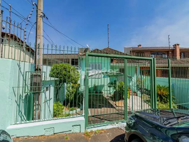 Casa / Sobrado para Venda em Porto Alegre/RS Glória 2 Quartos