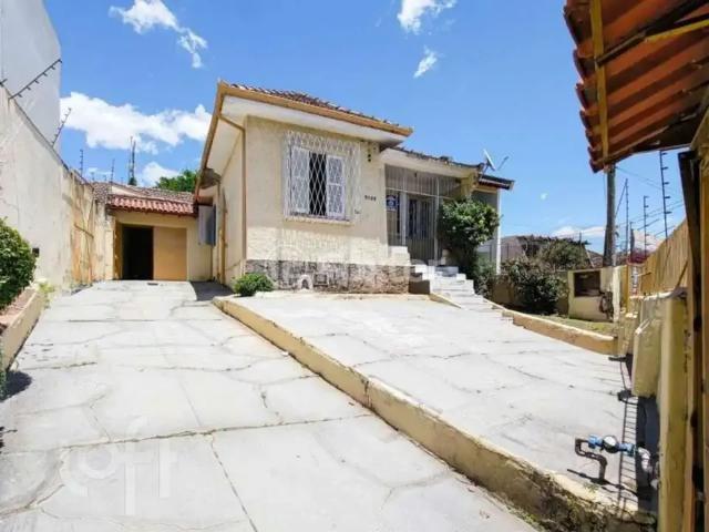 Casa / Sobrado para Venda em Porto Alegre/RS Glória 2 Quartos