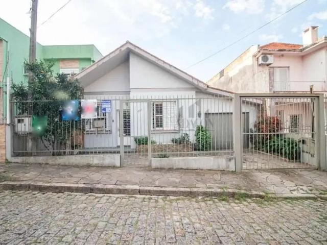 Casa / Sobrado para Venda em Porto Alegre/RS Glória 4 Quartos