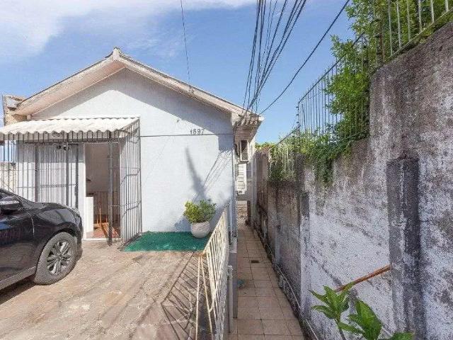 Casa / Sobrado para Venda em Porto Alegre/RS Glória 4 Quartos