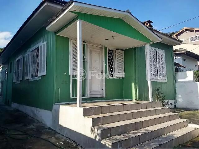 Casa / Sobrado para Venda em Porto Alegre/RS Glória 5 Quartos