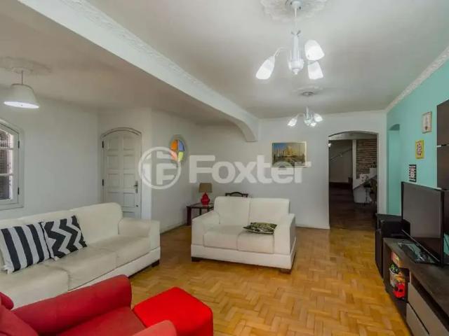 Casa / Sobrado para Venda em Porto Alegre/RS Glória 5 Quartos
