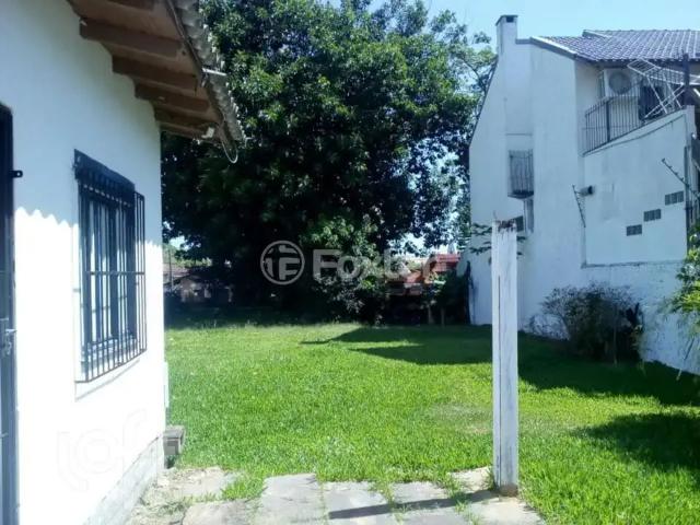 Casa / Sobrado para Venda em Porto Alegre/RS Guarujá 1 Quartos