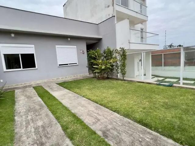 Casa / Sobrado para Venda em Porto Alegre/RS Guarujá 2 Quartos