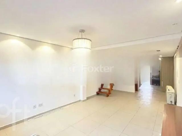 Casa / Sobrado para Venda em Porto Alegre/RS Guarujá 2 Quartos