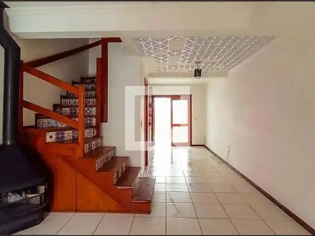 Casa / Sobrado para Venda em Porto Alegre/RS Guarujá 2 Quartos