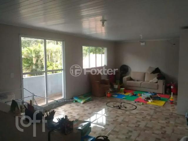 Casa / Sobrado para Venda em Porto Alegre/RS Guarujá 2 Quartos