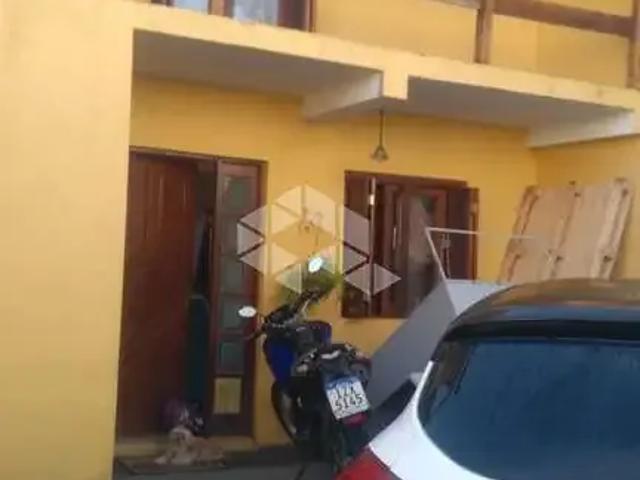 Casa / Sobrado para Venda em Porto Alegre/RS Guarujá 2 Quartos