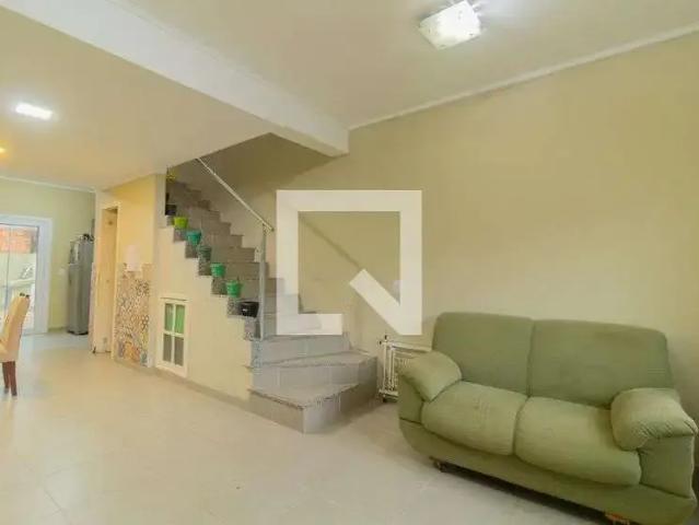 Casa / Sobrado para Venda em Porto Alegre/RS Guarujá 2 Quartos