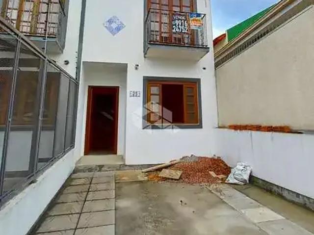 Casa / Sobrado para Venda em Porto Alegre/RS Guarujá 2 Quartos