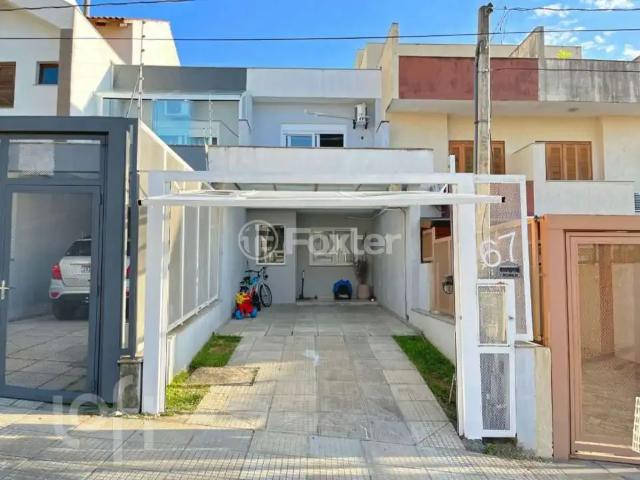 Casa / Sobrado para Venda em Porto Alegre/RS Guarujá 2 Quartos