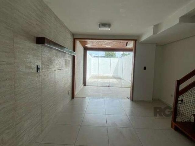 Casa / Sobrado para Venda em Porto Alegre/RS Guarujá 3 Quartos