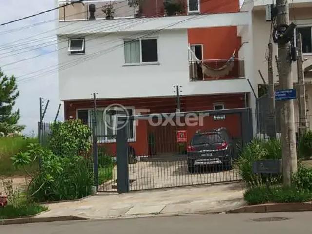 Casa / Sobrado para Venda em Porto Alegre/RS Guarujá 3 Quartos