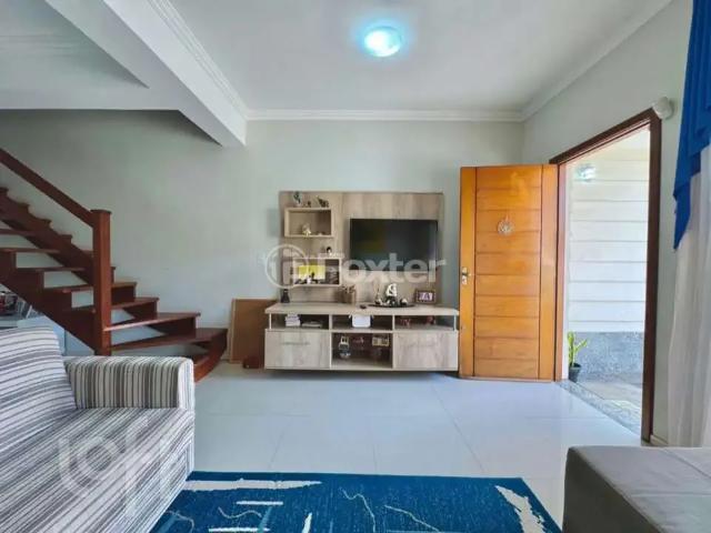 Casa / Sobrado para Venda em Porto Alegre/RS Guarujá 3 Quartos