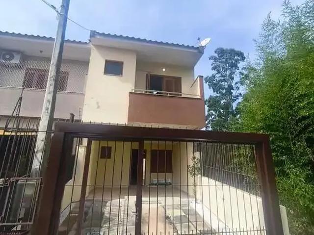 Casa / Sobrado para Venda em Porto Alegre/RS Guarujá 3 Quartos