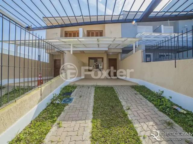 Casa / Sobrado para Venda em Porto Alegre/RS Guarujá 3 Quartos