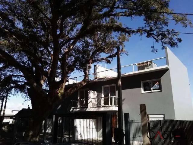 Casa / Sobrado para Venda em Porto Alegre/RS Guarujá 3 Quartos