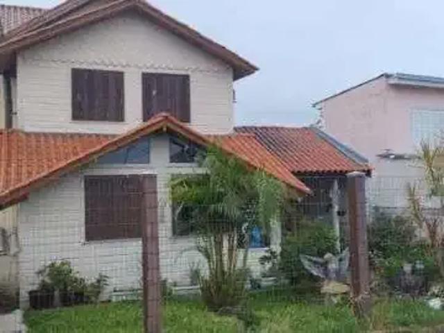 Casa / Sobrado para Venda em Porto Alegre/RS Guarujá 3 Quartos