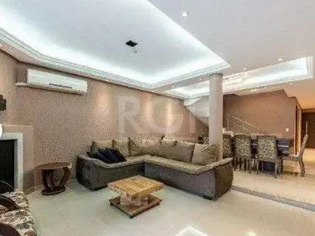 Casa / Sobrado para Venda em Porto Alegre/RS Guarujá 3 Quartos