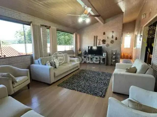 Casa / Sobrado para Venda em Porto Alegre/RS Guarujá 3 Quartos
