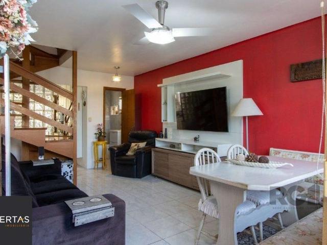 Casa / Sobrado para Venda em Porto Alegre/RS Guarujá 3 Quartos
