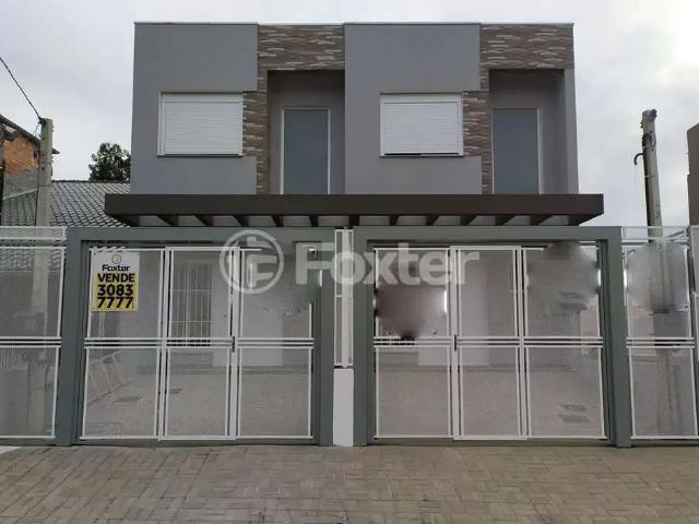 Casa / Sobrado para Venda em Porto Alegre/RS Guarujá 3 Quartos
