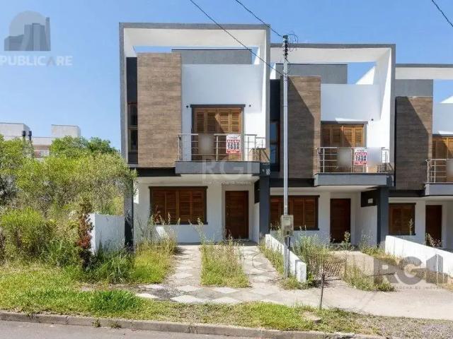 Casa / Sobrado para Venda em Porto Alegre/RS Guarujá 3 Quartos