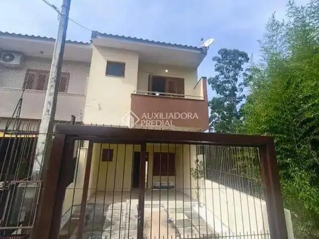 Casa / Sobrado para Venda em Porto Alegre/RS Guarujá 3 Quartos