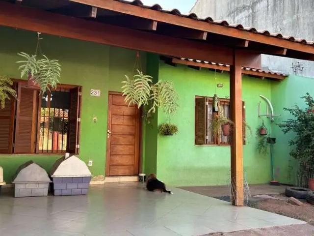 Casa / Sobrado para Venda em Porto Alegre/RS Guarujá 3 Quartos