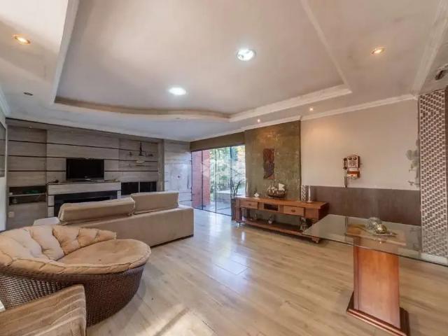 Casa / Sobrado para Venda em Porto Alegre/RS Guarujá 3 Quartos