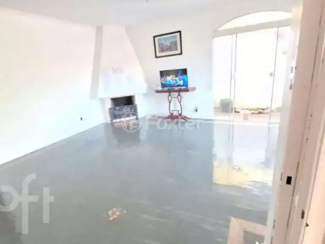 Casa / Sobrado para Venda em Porto Alegre/RS Guarujá 3 Quartos