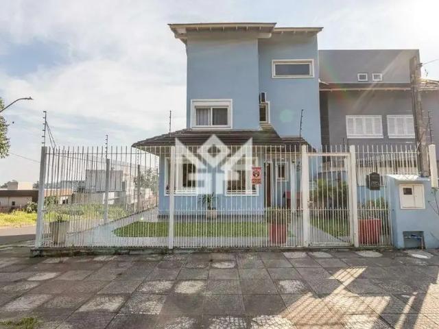 Casa / Sobrado para Venda em Porto Alegre/RS Guarujá 3 Quartos