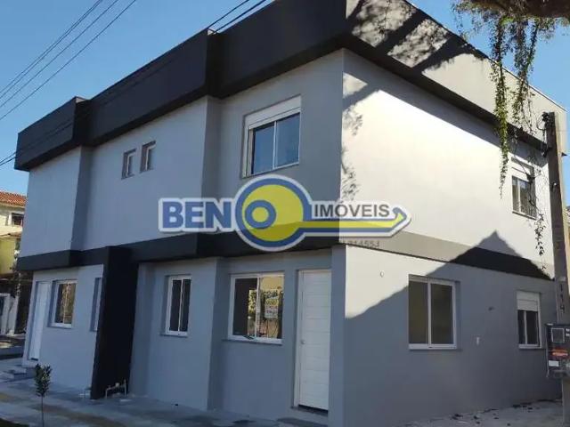 Casa / Sobrado para Venda em Porto Alegre/RS Guarujá 3 Quartos