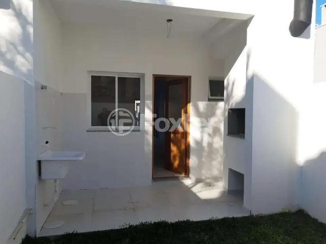 Casa / Sobrado para Venda em Porto Alegre/RS Guarujá 3 Quartos