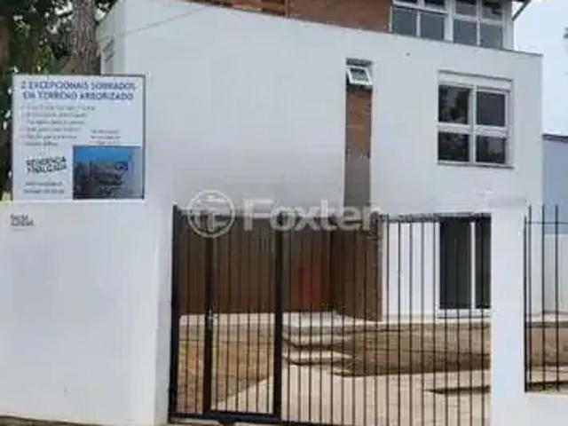 Casa / Sobrado para Venda em Porto Alegre/RS Guarujá 3 Quartos