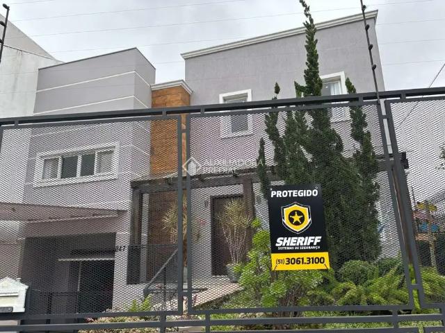 Casa / Sobrado para Venda em Porto Alegre/RS Guarujá 4 Quartos