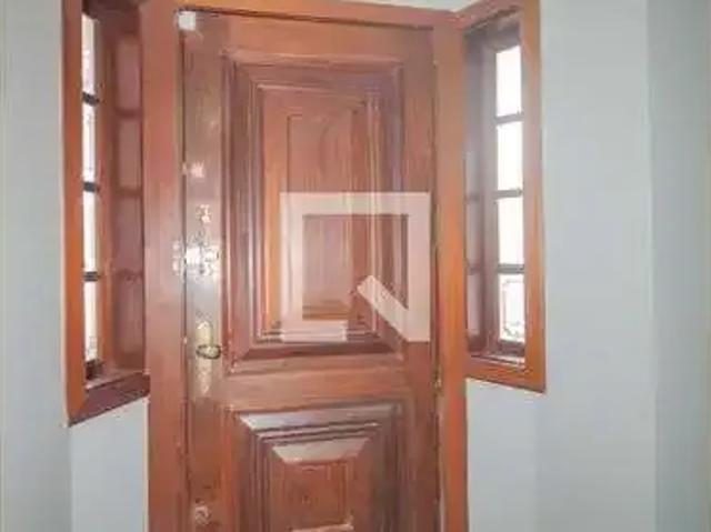 Casa / Sobrado para Venda em Porto Alegre/RS Guarujá 4 Quartos