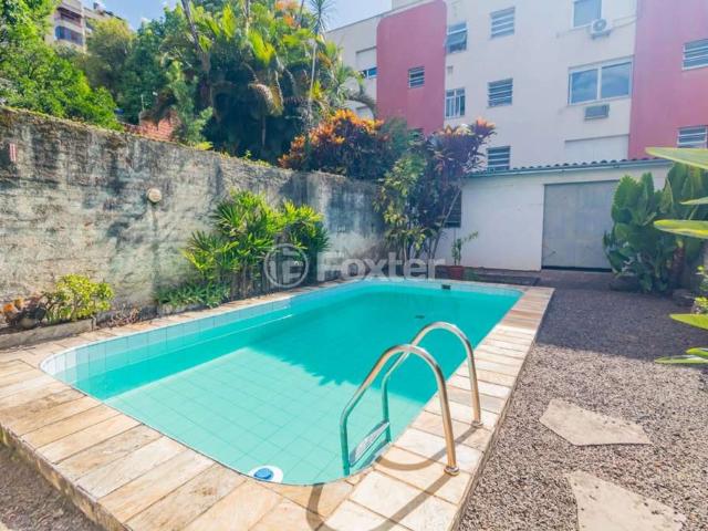 Casa / Sobrado para Venda em Porto Alegre/RS Higienópolis 3 Quartos