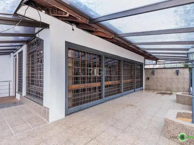 Casa / Sobrado para Venda em Porto Alegre/RS Higienópolis 4 Quartos