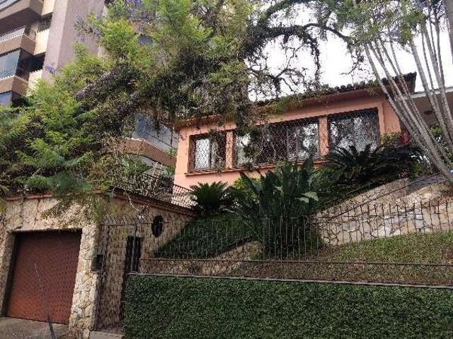 Casa / Sobrado para Venda em Porto Alegre/RS Higienópolis 4 Quartos