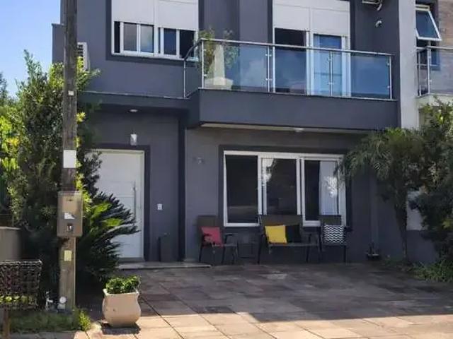 Casa / Sobrado para Venda em Porto Alegre/RS Hípica 3 Quartos