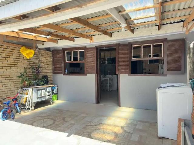 Casa / Sobrado para Venda em Porto Alegre/RS Hípica 3 Quartos