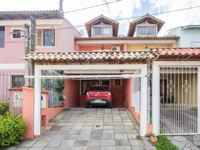 Casa / Sobrado para Venda em Porto Alegre/RS Hípica 3 Quartos