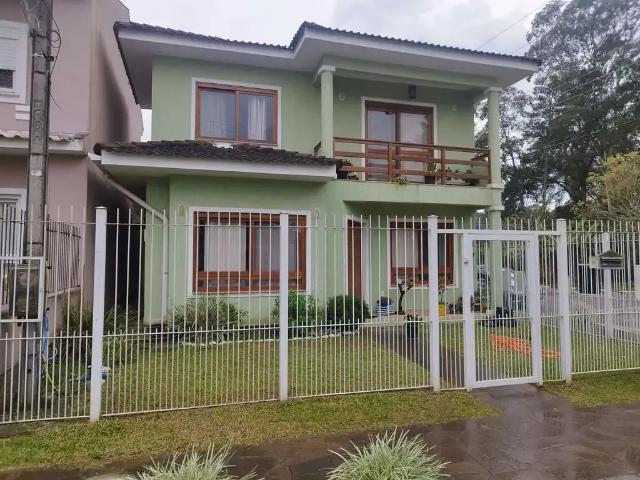 Casa / Sobrado para Venda em Porto Alegre/RS Hípica 3 Quartos