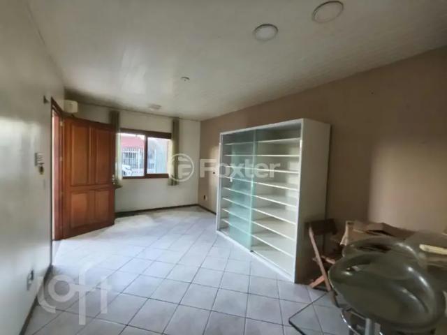 Casa / Sobrado para Venda em Porto Alegre/RS Hípica 3 Quartos