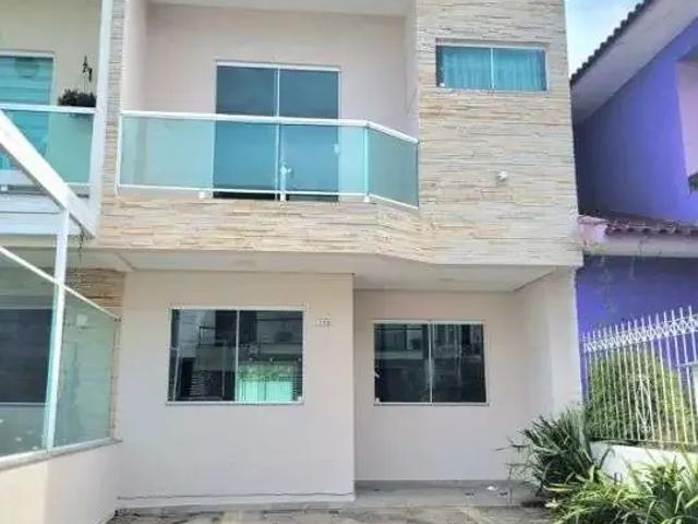 Casa / Sobrado para Venda em Porto Alegre/RS Hípica 3 Quartos
